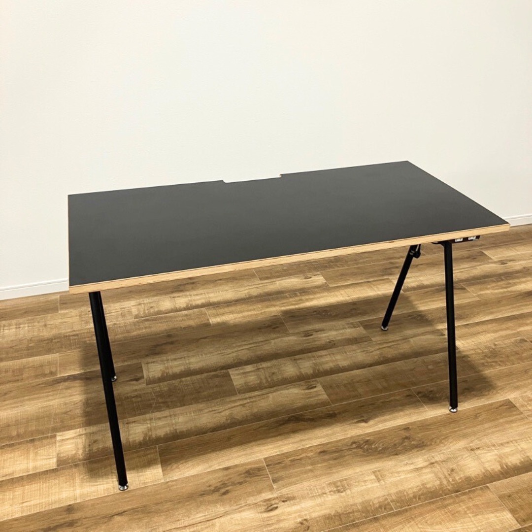ASPLUND ASPLUND COMPASS LEG DESK ブラック コンセントあり OHW / 中古 / アスプルンド ...