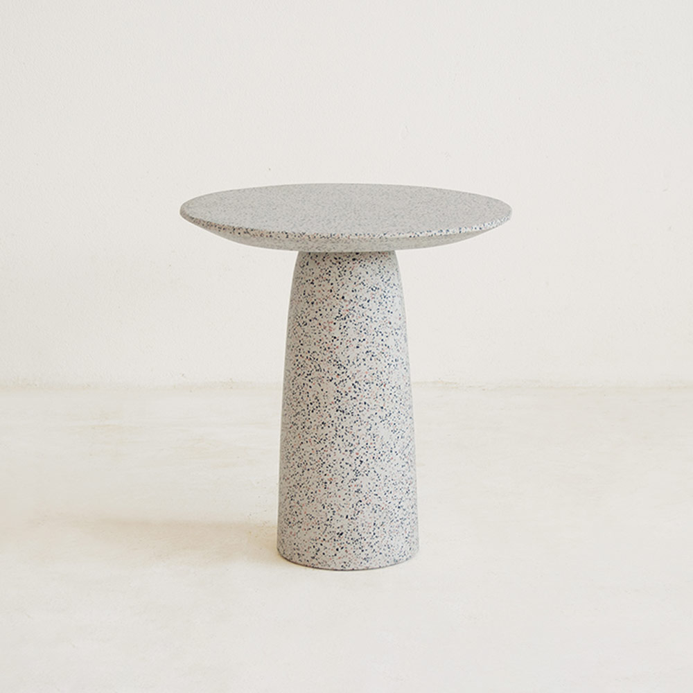 moda en casa FUNGI END TABLE_moda en casa / モーダエンカーサ | 家具・家電のサブスク通販【subsclife (サブスクライフ)】